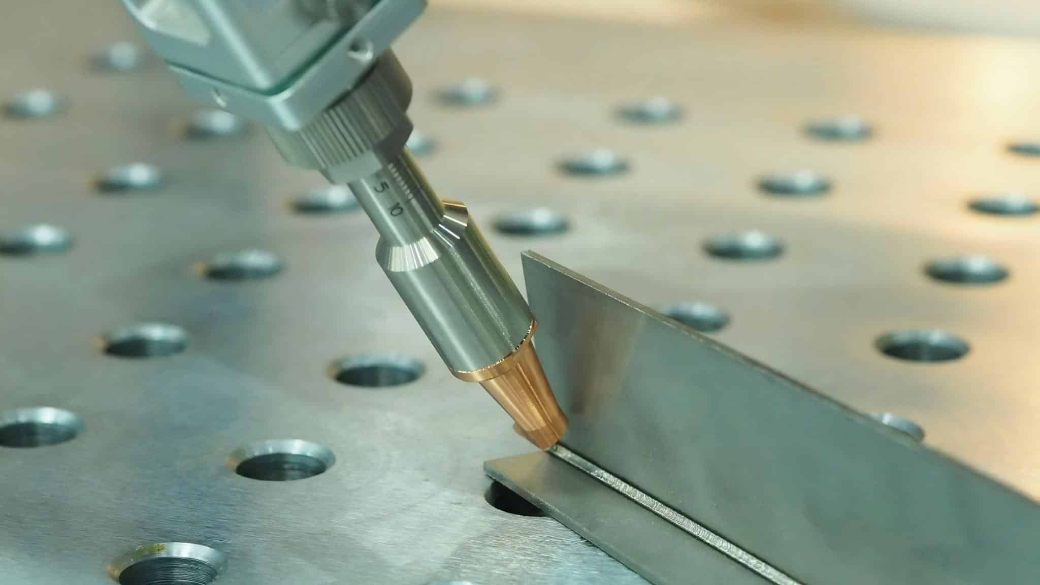 Laser Welding vs Traditional Welding - DENALIWELD